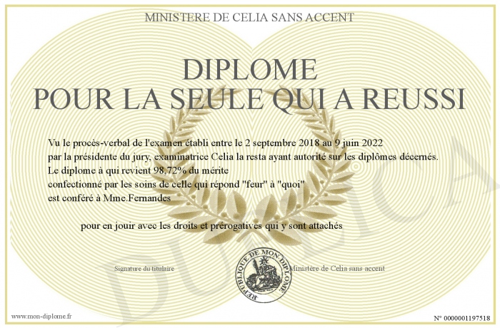 Diplome-pour-la-seule-qui-a-reussi