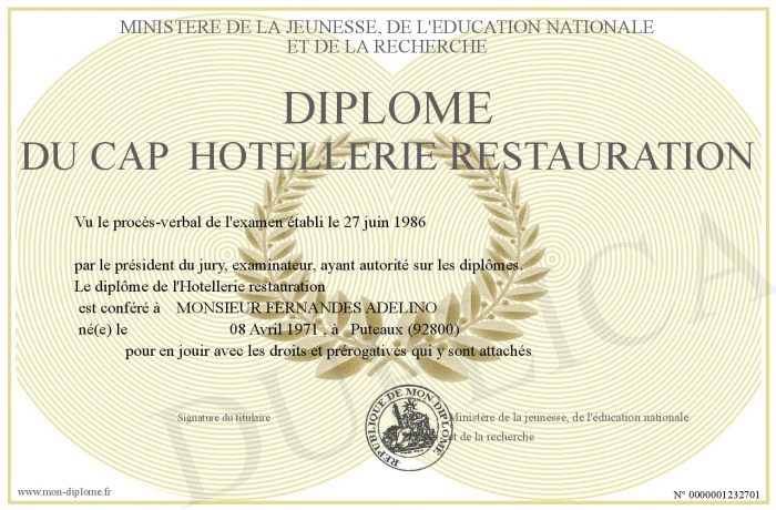Diplome-du-CAP--HOTELLERIE-RESTAURATION