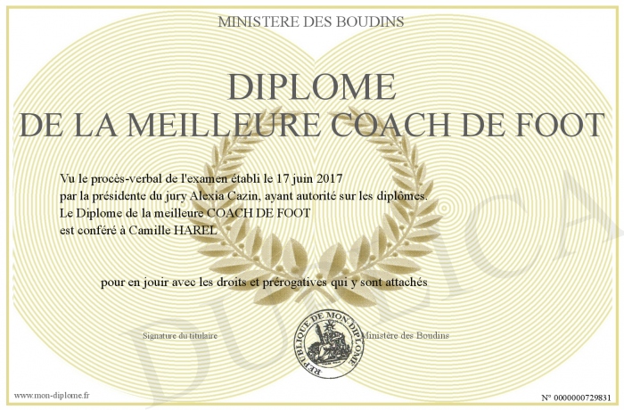 Diplome-de-la-meilleure-COACH-DE-FOOT