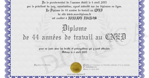 Diplome de 44 annees de travail au CNED