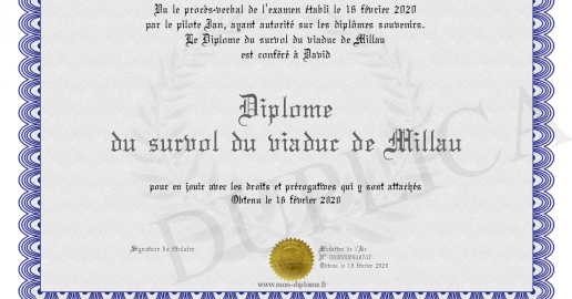 Diplome du survol du viaduc de Millau